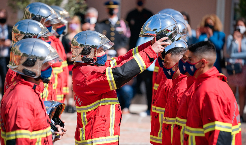 Helmet presentation for Fire Brigade recruits | Monaco Daily News - NEWS.MC