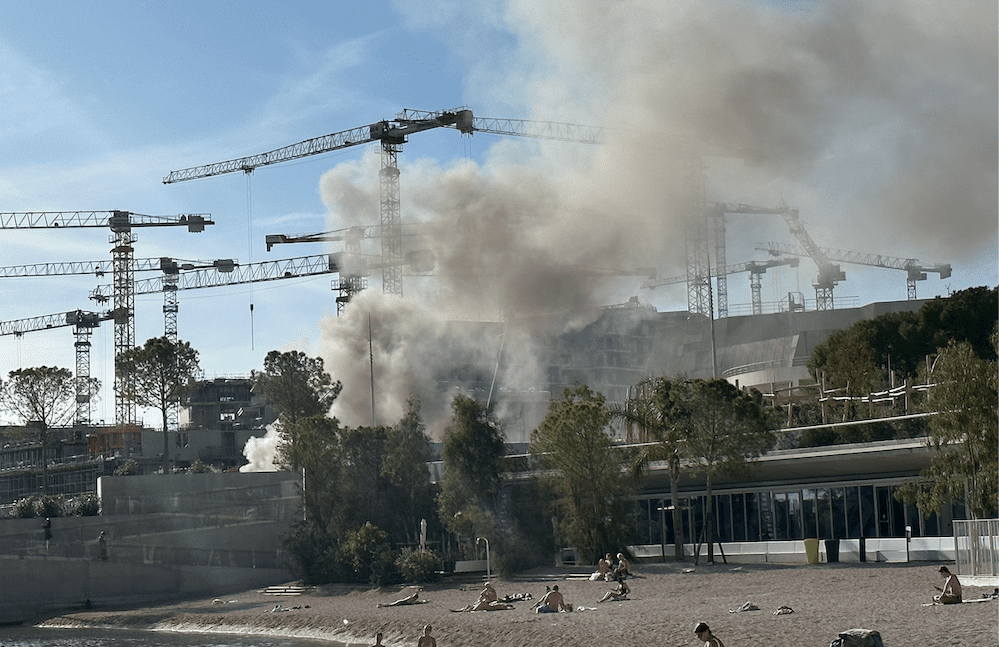 Fire at Mareterra sends toxic fumes over Monaco - NEWS.MC - Monaco News