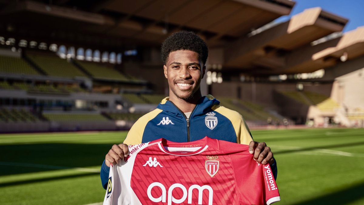 AS Monaco signs four academy stars on first professional contracts ...