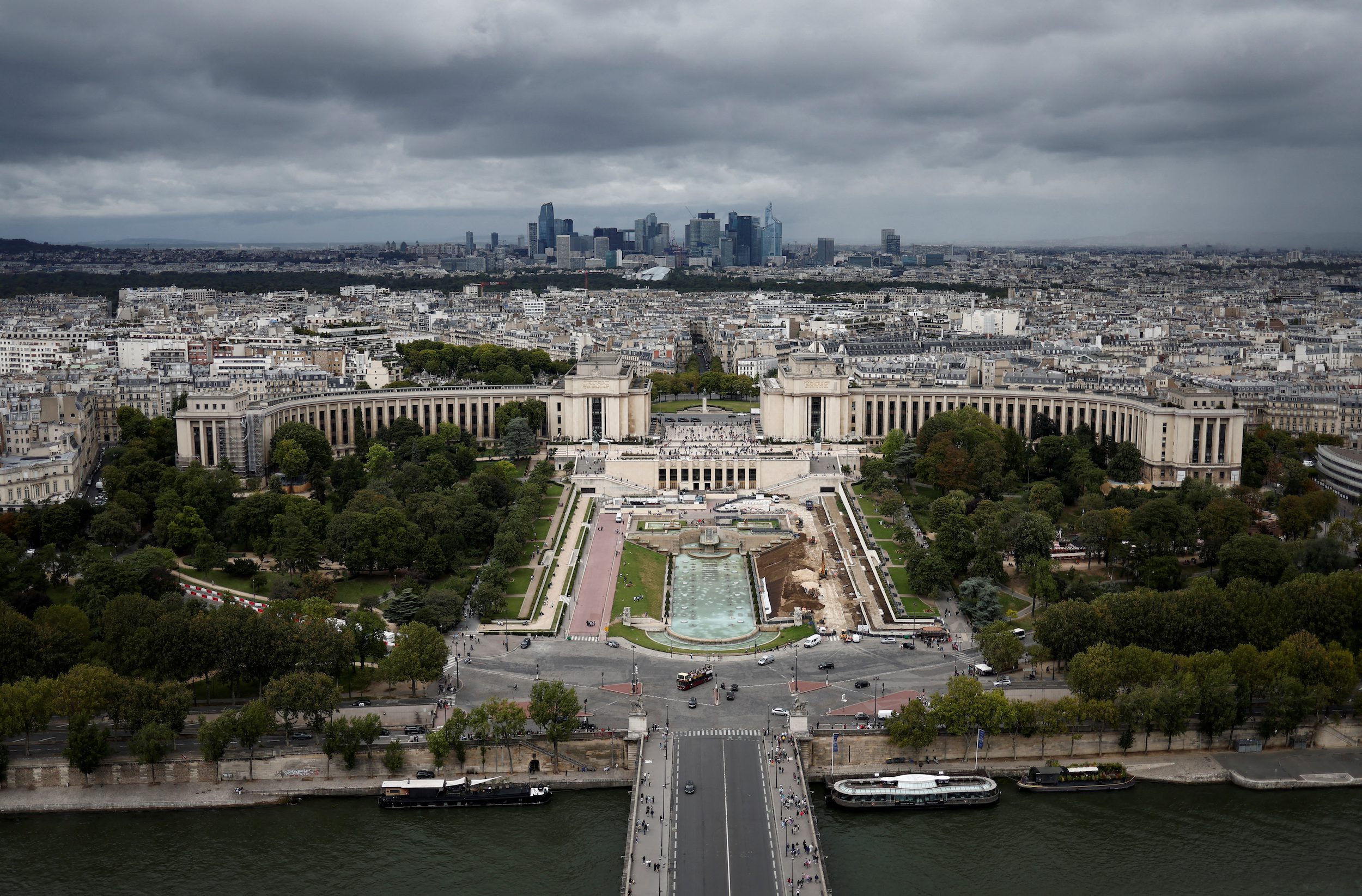 France plans new measures to lure private equity, bankers to Paris ...