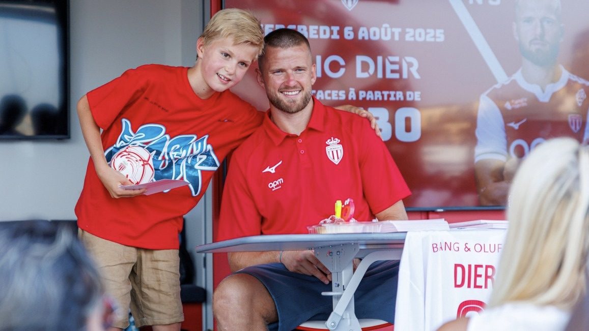 English defender Eric Dier draws a crowd at AS Monaco Village - NEWS.MC ...
