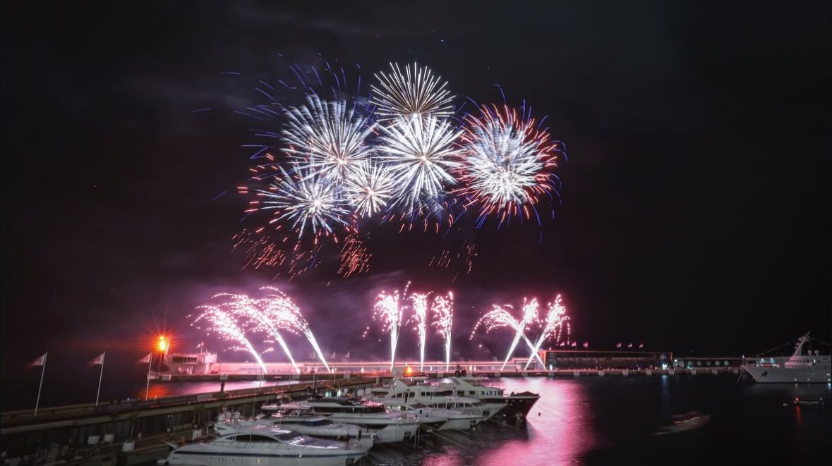Princely reception and fireworks light up Monaco on the eve of National ...