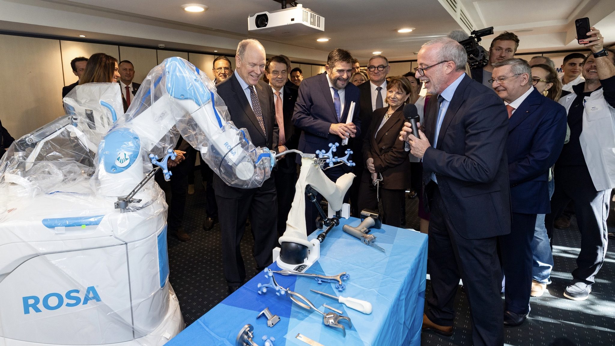 Monaco’s IM2S unveils “Rosa” surgical robot, marking a major step ...