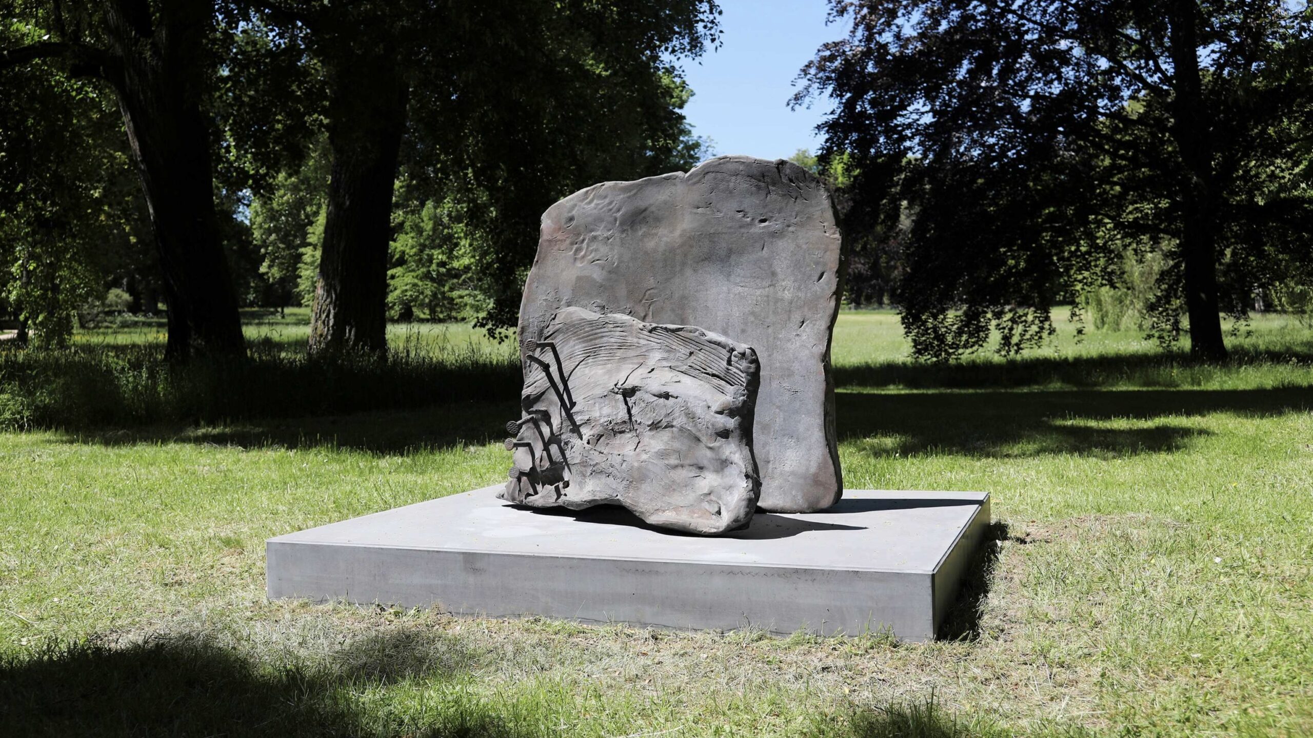 Monaco’s Prince Pierre Foundation brings Simone Fattal’s monumental ...